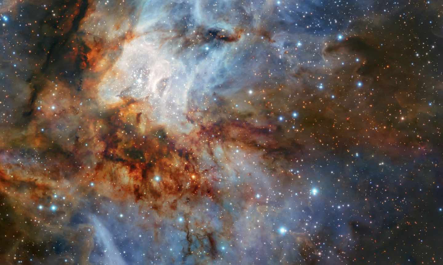 Impresionantes imágenes de RCW 38 desde el Telescopio VLT de Chile en 4K