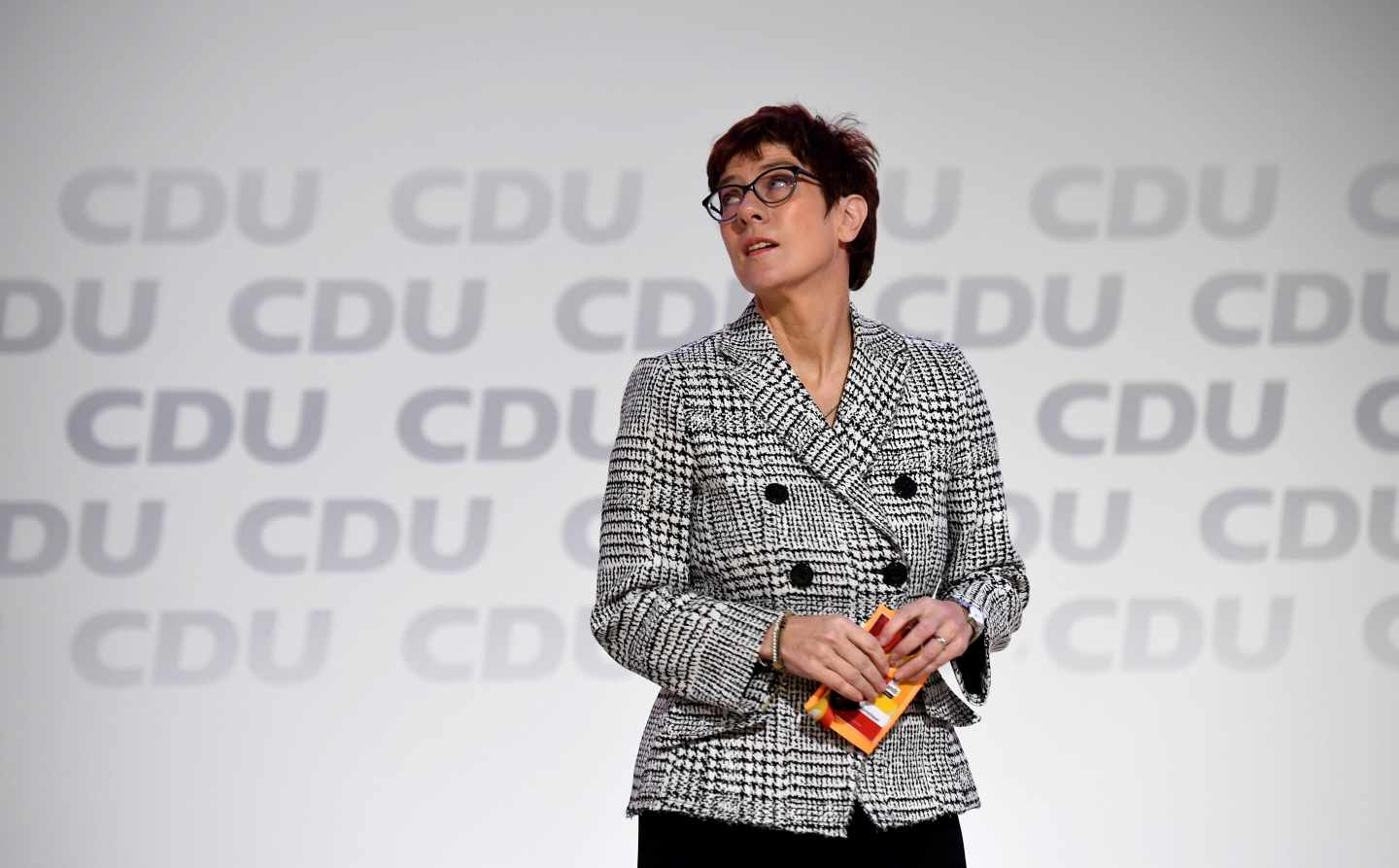 Annegret Kramp-Karrenbauer, AKK, de 'Mini Merkel' a 'Post Merkel'