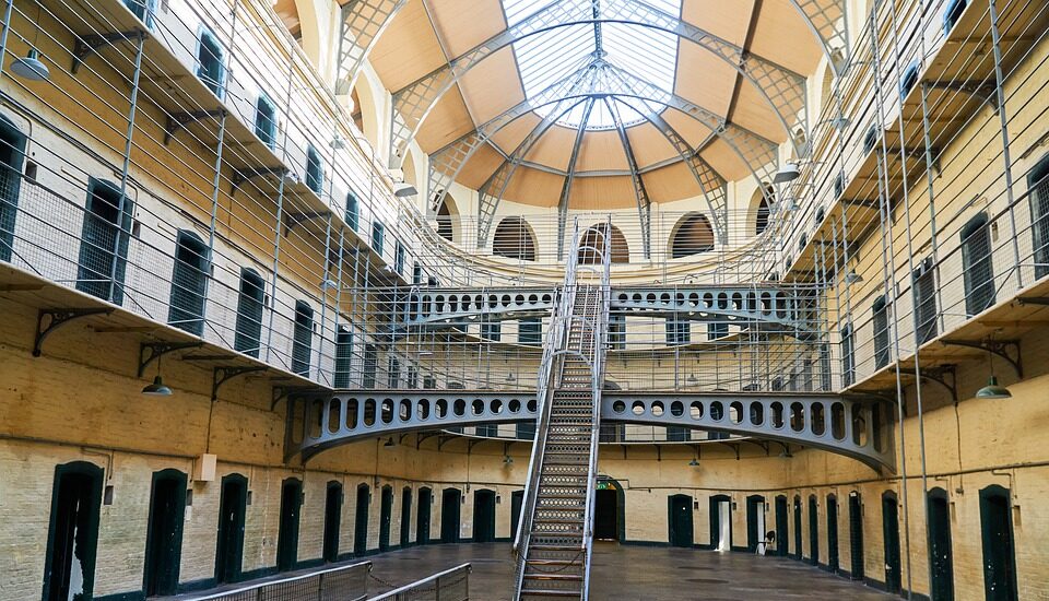 Turismo carcelario o cómo descubrir el valor de la libertad