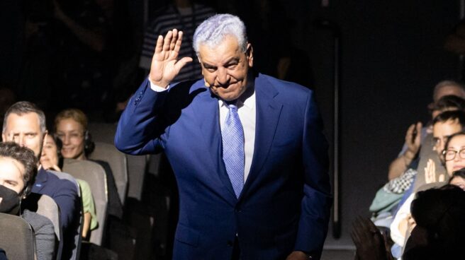 Hawass dice ahora que el descubrimiento de Nefertiti tendrá que esperar ...