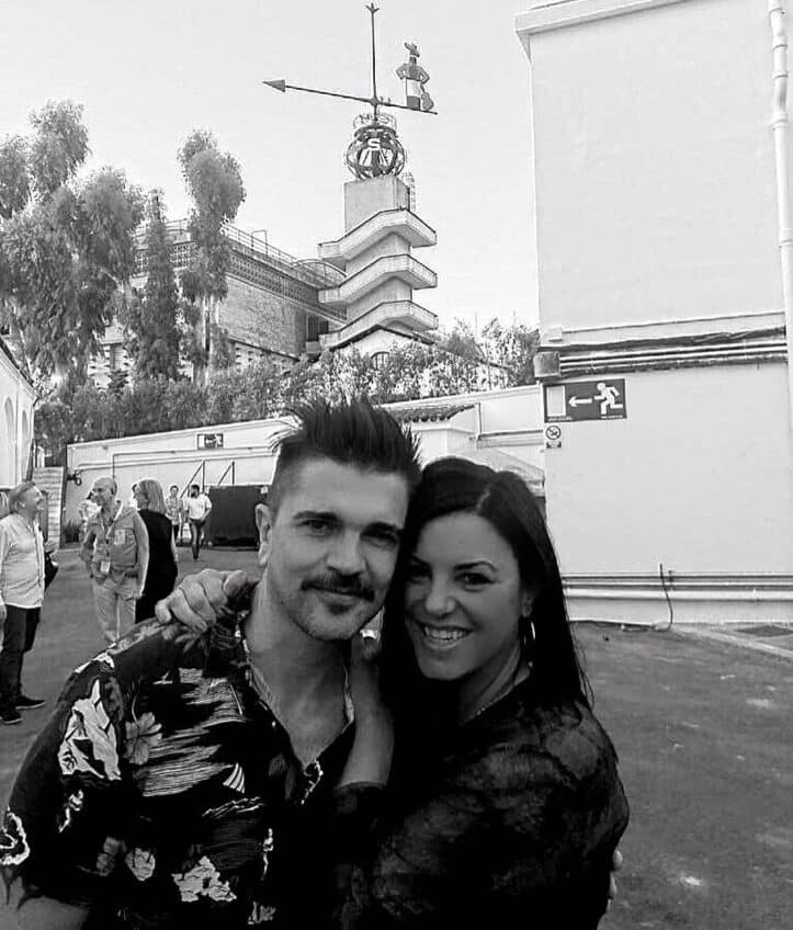 Quién es Rebeca León, la mujer que llevó a Rosalía a lo más alto y a la ...