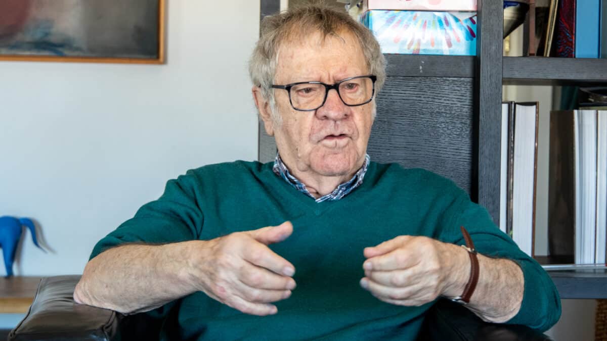 Ian Gibson: "Me han gritado por la calle que me vaya a mi país, que no ...