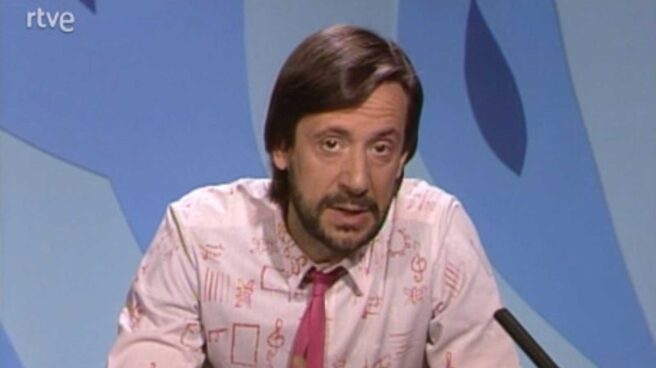 Muere Carlos Tena, periodista y crítico musical de TVE