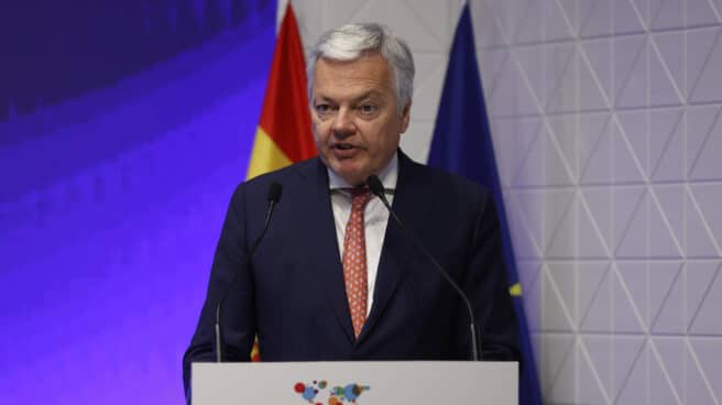 El comisario de Justicia pide ante el Rey que se renueve el CGPJ "antes ...