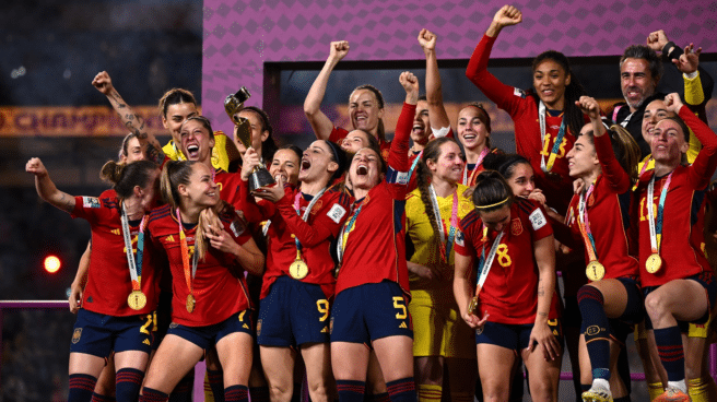 ¿Cuándo llega la selección española femenina a Madrid?