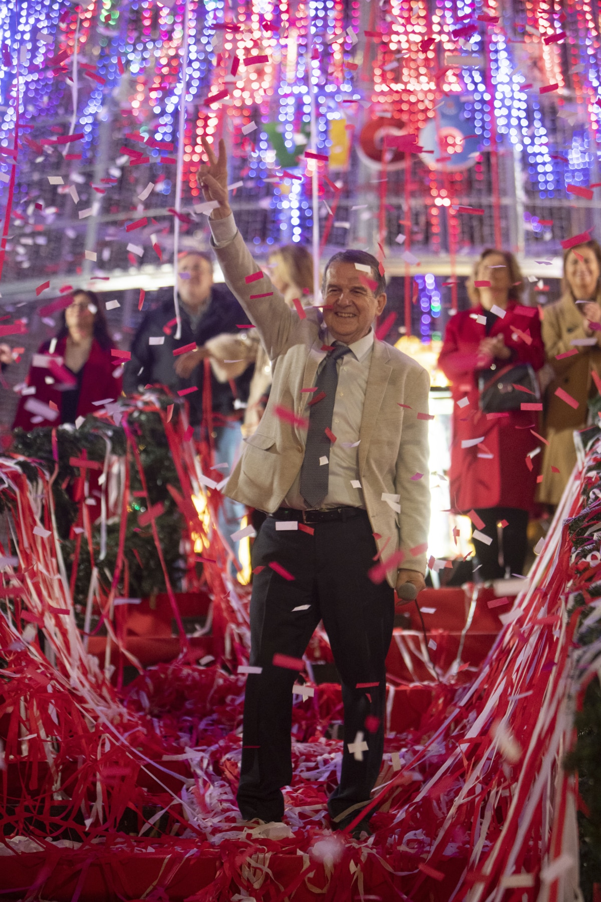 Abel Caballero enciende las luces de Navidad en Vigo: "Quiero decirle al alcalde de Nueva York ...