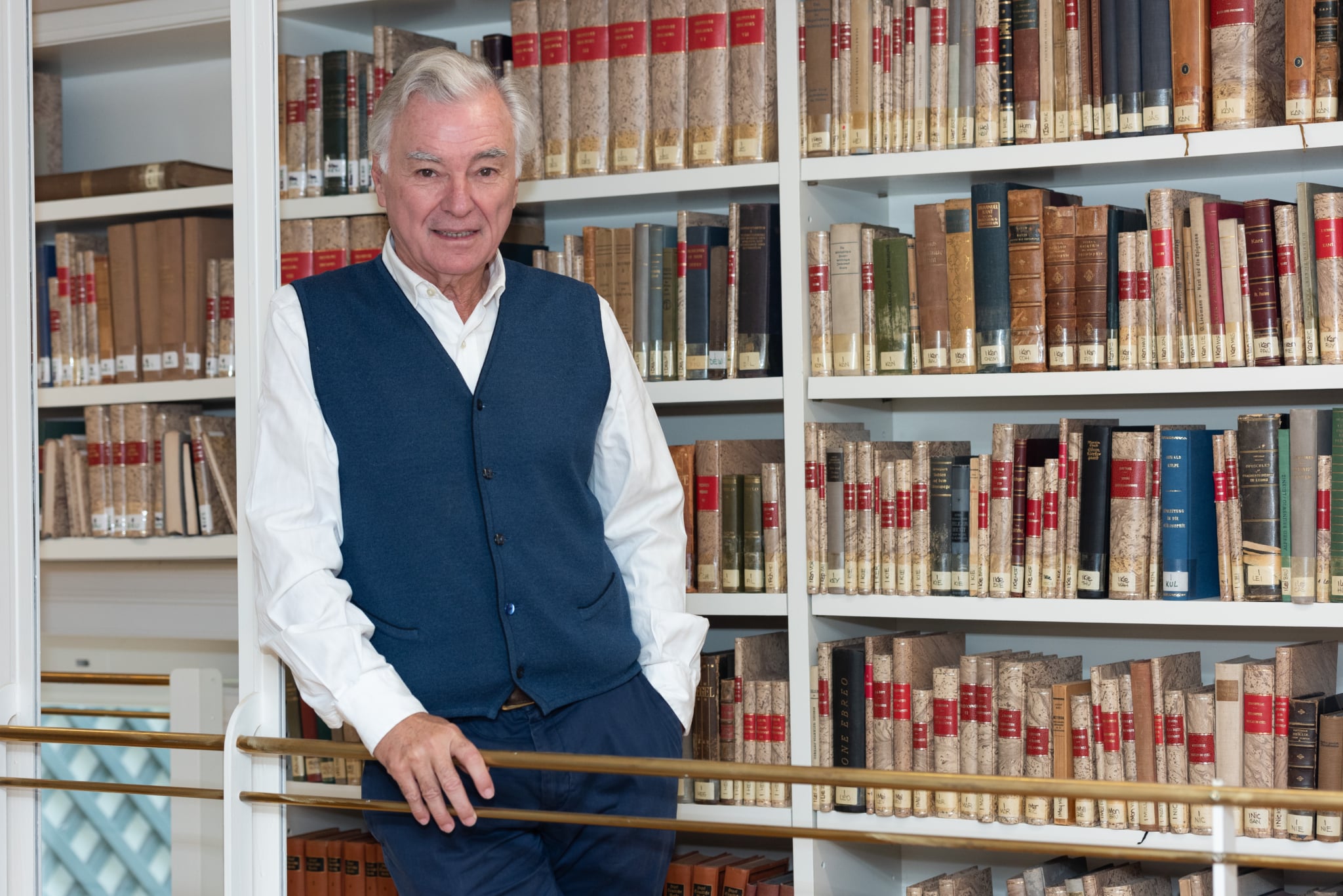 Eduardo Campoy: "Me dedico al cine porque soy cegato"