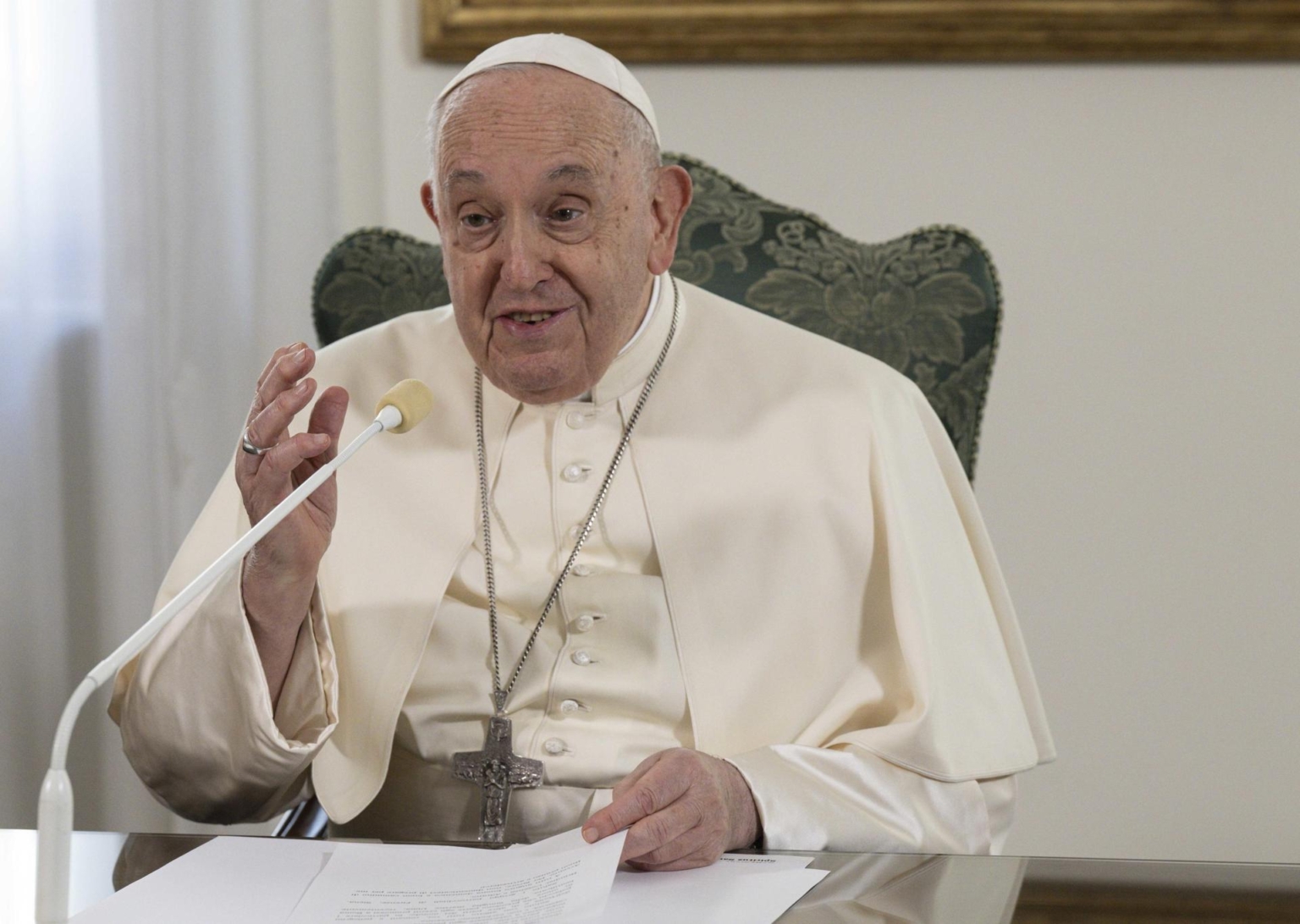 Quién es Kevin Farrell, el 'camarlengo' que suple al Papa Francisco