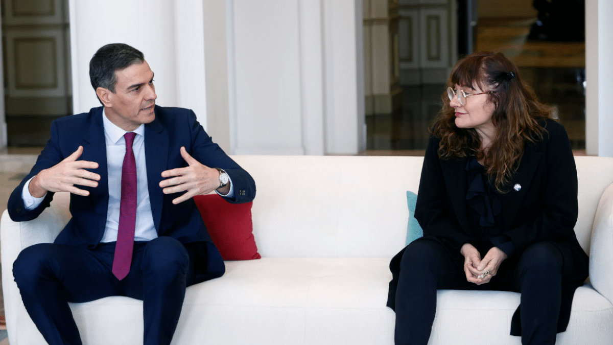 Sánchez se hace la foto con el cine español antes de los Goya