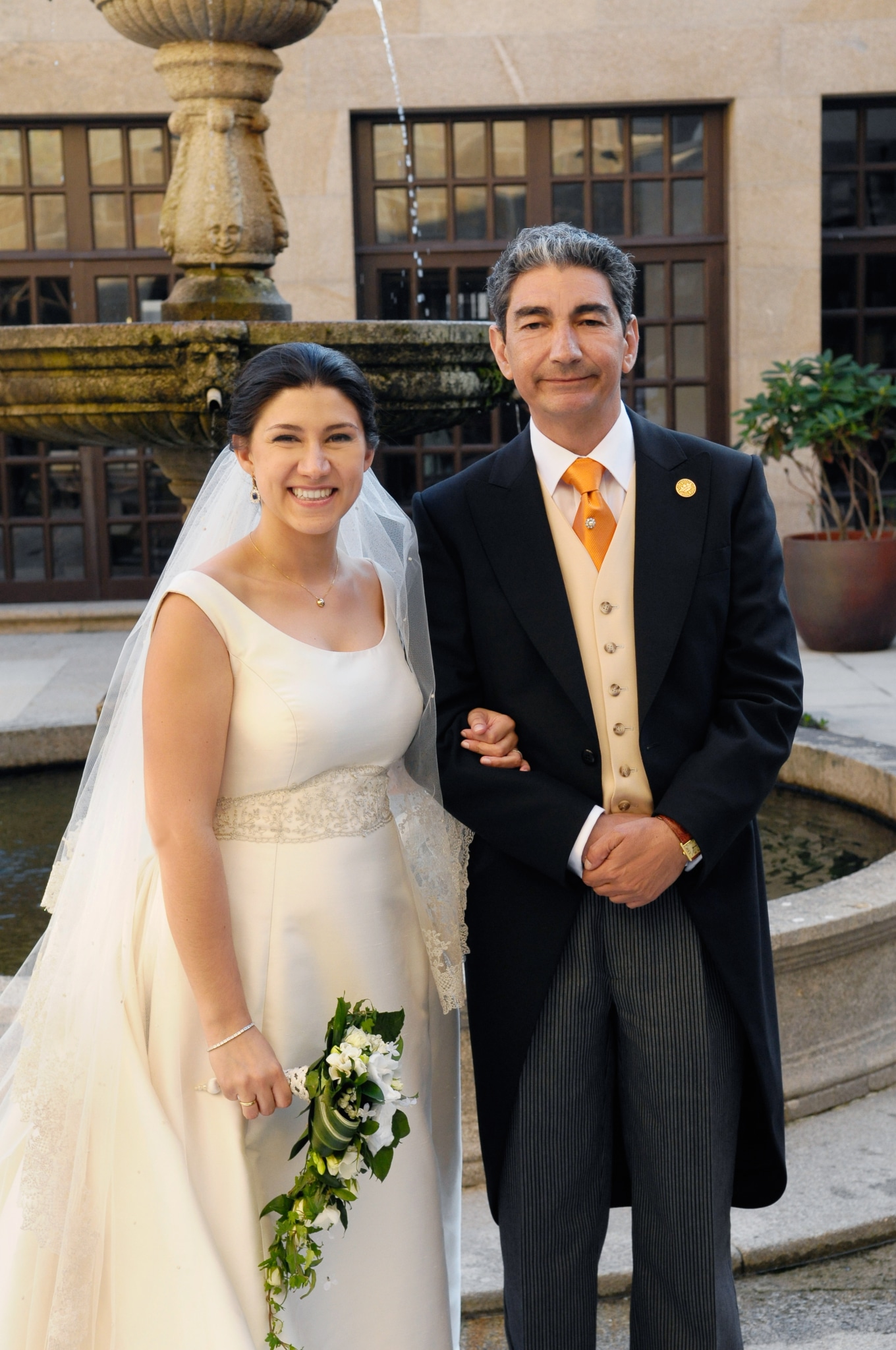 La duquesa de Moctezuma rompe su anonimato