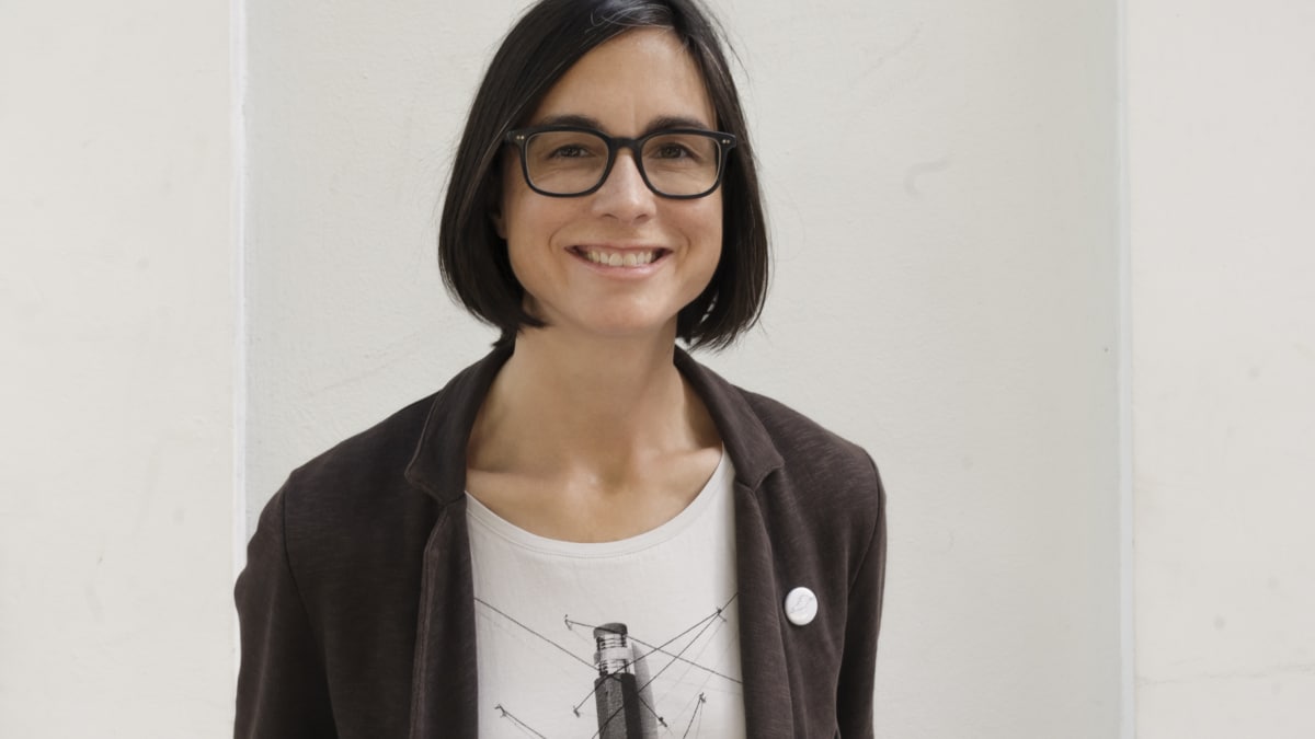 Inés Martín Rodrigo sobre la memoria, el duelo y la mezcla de ficción y ...