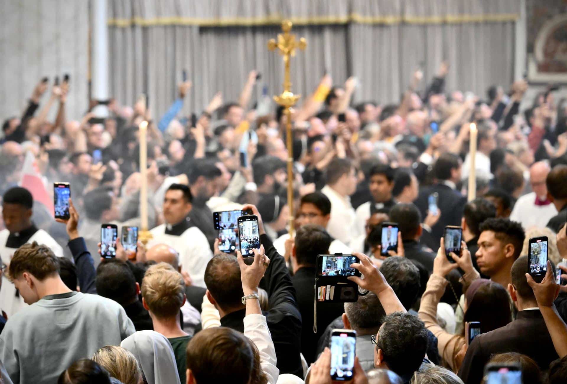 Directo desde el vaticano: comienza el cónclave