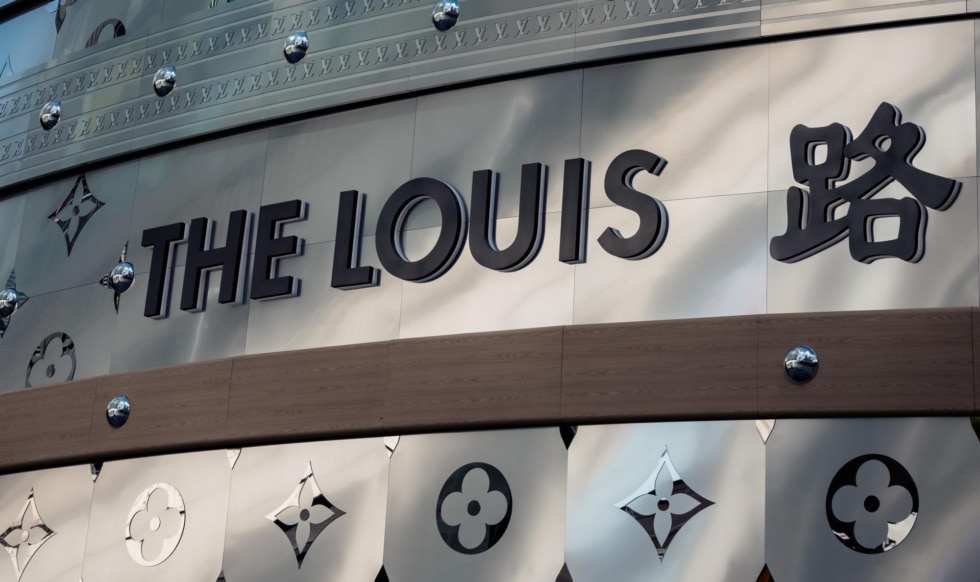 Así es el impresionante barco 'The Louis', la tienda de Vuitton