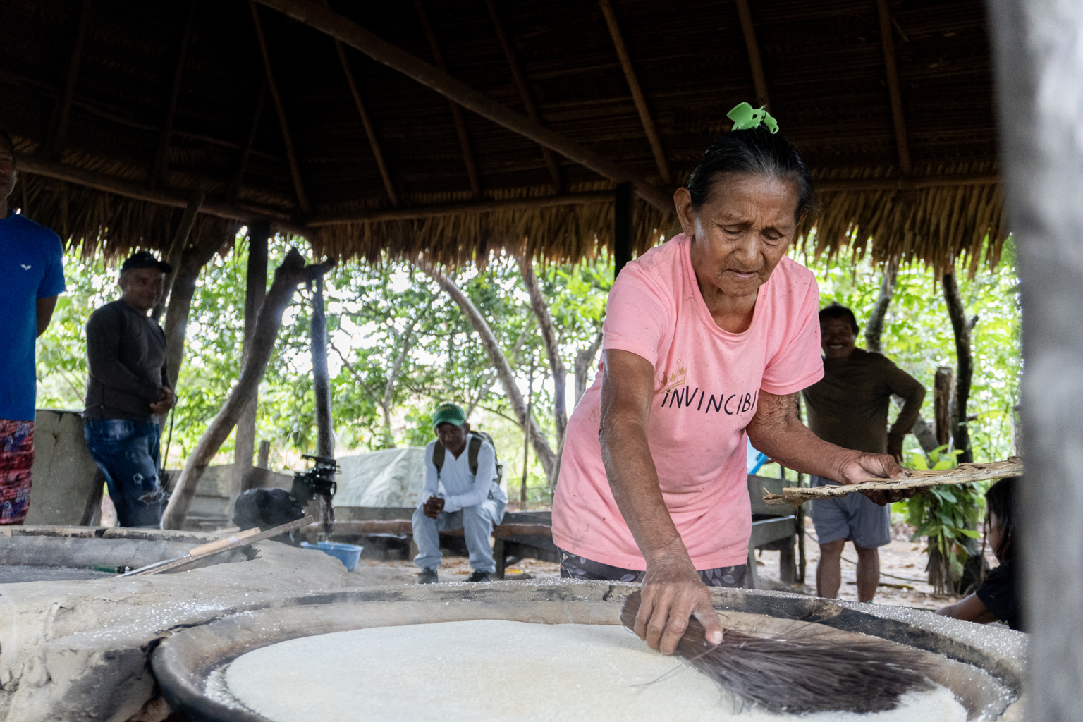 De vacaciones con los indígenas Piaroa, los guardianes de la Amazonía ...