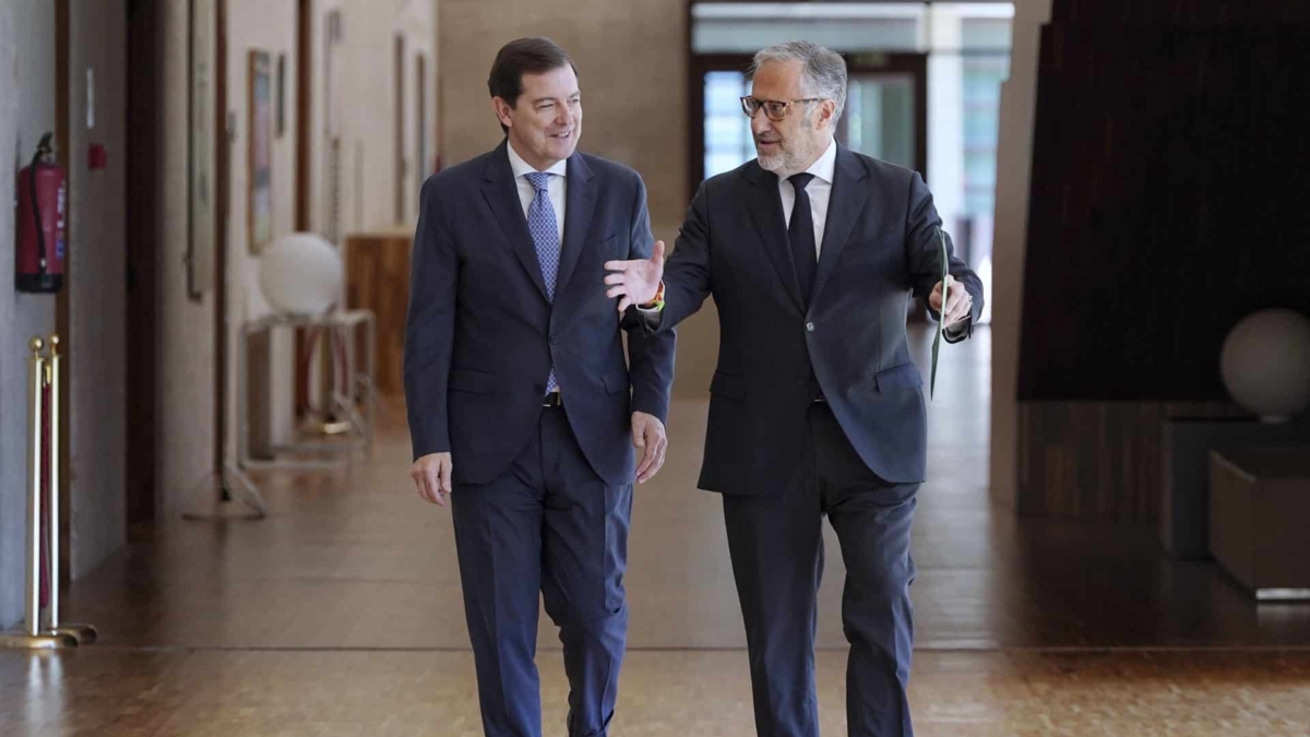 PP y Vox llegan a un acuerdo de gobierno en Castilla y León